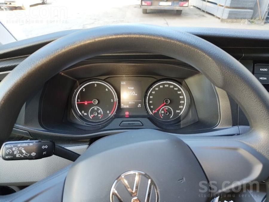 Pelēks Volkswagen Transporter 2021 Rīga, ar dzinēja tilpumu 2.00 L un nobraukumu 117 tūkst. km par 18250 €, foto 26 vietnē AUTOMOTO.COM.LV
