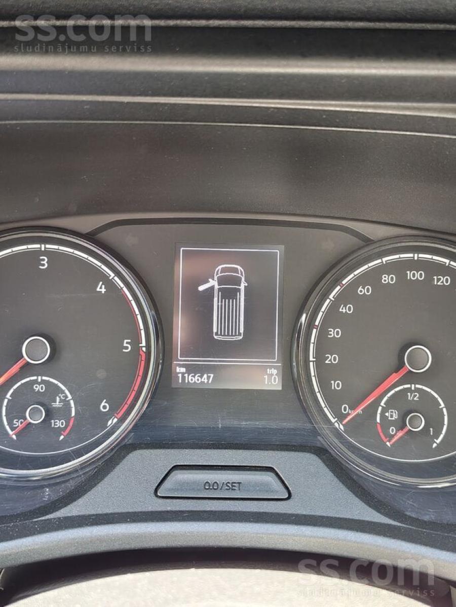 Pelēks Volkswagen Transporter 2021 Rīga, ar dzinēja tilpumu 2.00 L un nobraukumu 117 tūkst. km par 18250 €, foto 28 vietnē AUTOMOTO.COM.LV