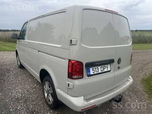 Pelēks Volkswagen Transporter 2021 Tallina, ar dzinēja tilpumu 2.00 L un nobraukumu 159 tūkst. km par 21800 €, foto 5 vietnē AUTOMOTO.COM.LV