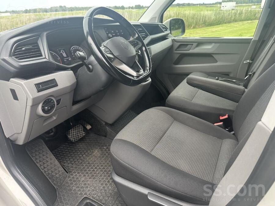 Pelēks Volkswagen Transporter 2021 Tallina, ar dzinēja tilpumu 2.00 L un nobraukumu 159 tūkst. km par 21800 €, foto 6 vietnē AUTOMOTO.COM.LV