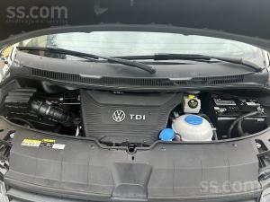 Pelēks Volkswagen Transporter 2021 Tallina, ar dzinēja tilpumu 2.00 L un nobraukumu 159 tūkst. km par 21800 €, foto 23 vietnē AUTOMOTO.COM.LV