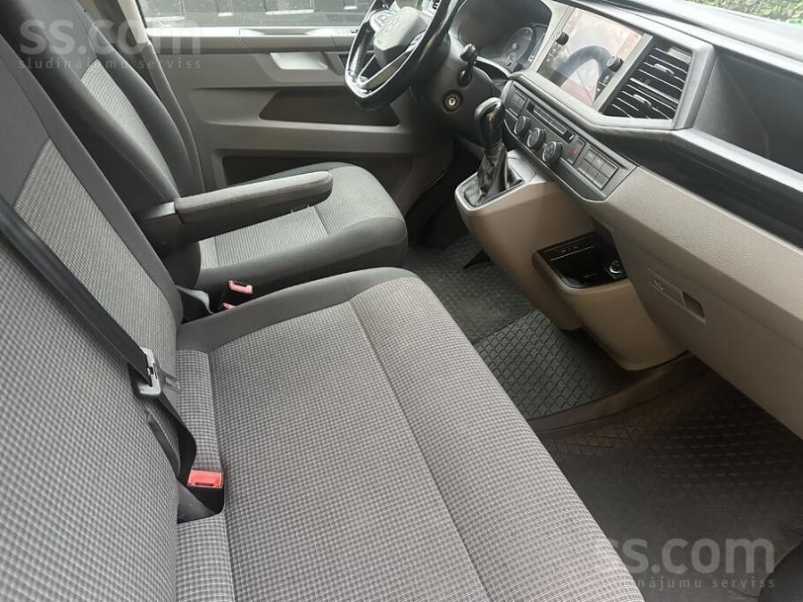 Pelēks Volkswagen Transporter 2021 Tallina, ar dzinēja tilpumu 2.00 L un nobraukumu 159 tūkst. km par 21800 €, foto 27 vietnē AUTOMOTO.COM.LV
