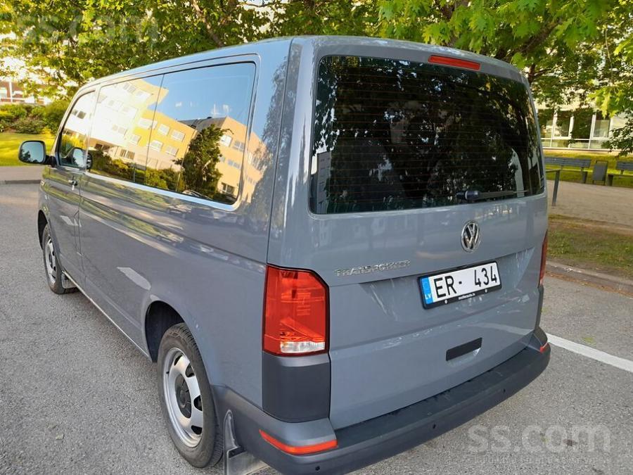 Grey Volkswagen Transporter 2024 in Riga, with an engine capacity of 1.90 L and mileage of 23 thousand km for 2200 €, photo 7 on AUTOMOTO.COM.LV