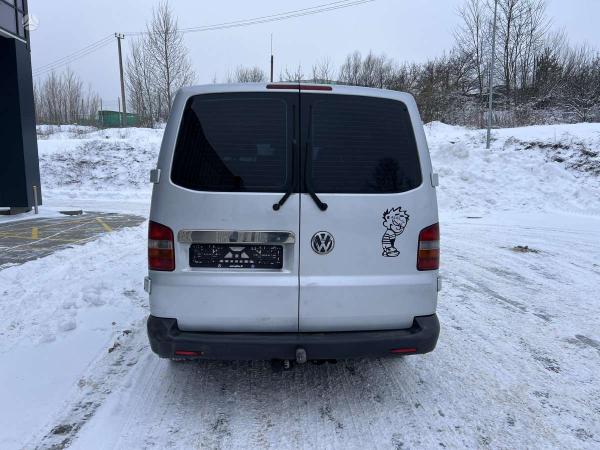 Grey Volkswagen Transporter 2005 in Vilnius, with an engine capacity of 1.90 L and mileage of 270 thousand km for 5550 €, photo 6 on AUTOMOTO.COM.LV