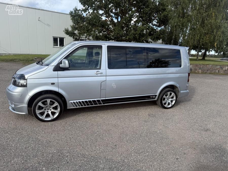 Pelēks Volkswagen Transporter 2006 Viļņa, ar dzinēja tilpumu 1.90 L un nobraukumu 400 tūkst. km par 7700 €, foto 5 vietnē AUTOMOTO.COM.LV