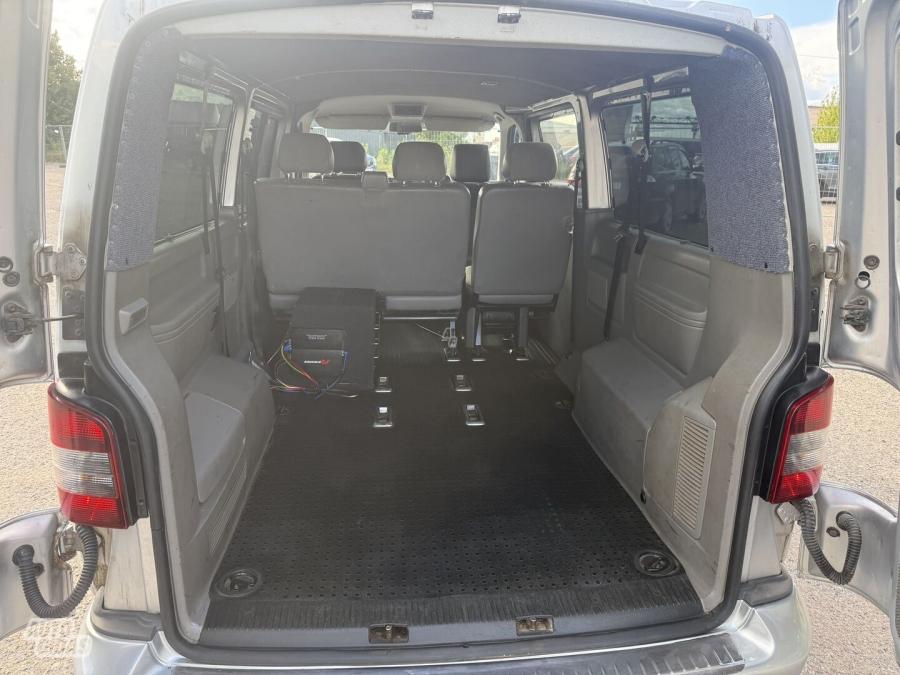 Pelēks Volkswagen Transporter 2006 Viļņa, ar dzinēja tilpumu 1.90 L un nobraukumu 400 tūkst. km par 7700 €, foto 9 vietnē AUTOMOTO.COM.LV