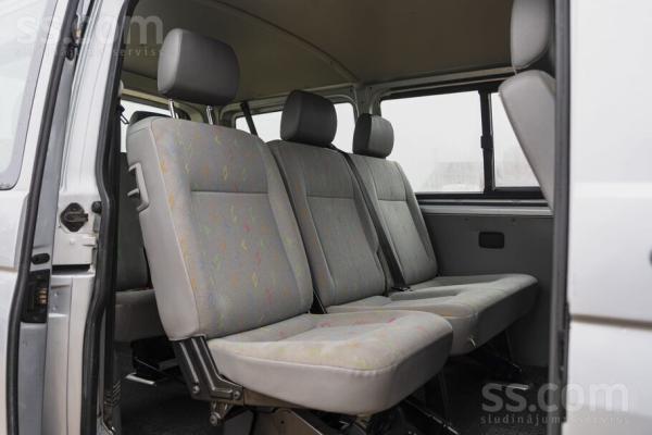 Pelēks Volkswagen Transporter 2007 Rīga, ar dzinēja tilpumu 2.40 L un nobraukumu 298 tūkst. km par 5990 €, foto 9 vietnē AUTOMOTO.COM.LV