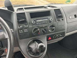 Grey Volkswagen Transporter 2007 in Taurage, with an engine capacity of 1.90 L and mileage of 242 thousand km for 5500 €, photo 10 on AUTOMOTO.COM.LV