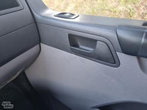 Pelēks Volkswagen Transporter 2008 Klaipėda, ar dzinēja tilpumu 1.90 L un nobraukumu 350 tūkst. km par 6900 €, foto 10 vietnē AUTOMOTO.COM.LV