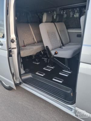 Pelēks Volkswagen Transporter 2008 Klaipėda, ar dzinēja tilpumu 1.90 L un nobraukumu 350 tūkst. km par 6900 €, foto 14 vietnē AUTOMOTO.COM.LV