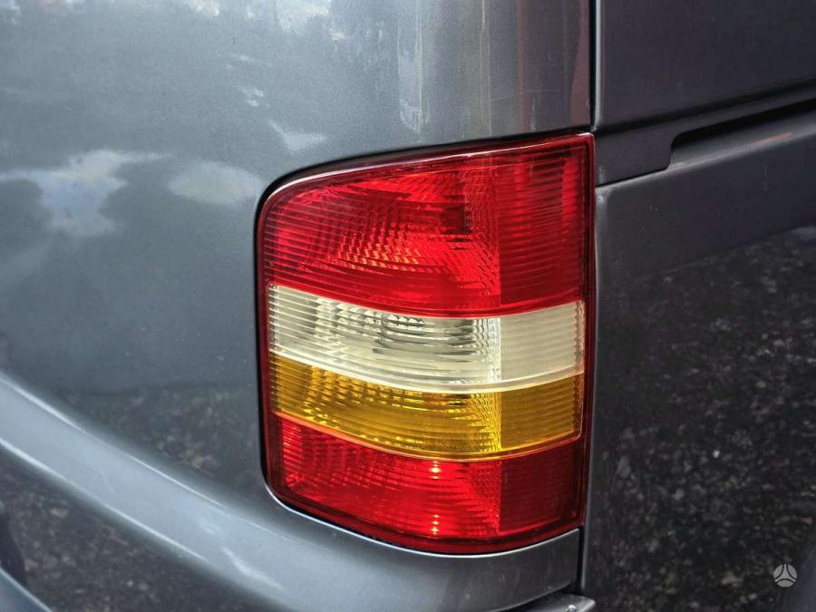 Pelēks Volkswagen Transporter 2015 Šauļi, ar dzinēja tilpumu 2.00 L un nobraukumu 174 tūkst. km par 7500 €, foto 11 vietnē AUTOMOTO.COM.LV