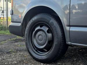 Pelēks Volkswagen Transporter 2015 Šauļi, ar dzinēja tilpumu 2.00 L un nobraukumu 174 tūkst. km par 7500 €, foto 13 vietnē AUTOMOTO.COM.LV