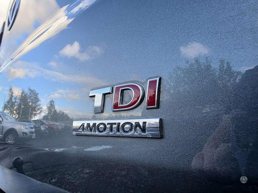 Pelēks Volkswagen Transporter 2015 Šauļi, ar dzinēja tilpumu 2.00 L un nobraukumu 174 tūkst. km par 7500 €, foto 15 vietnē AUTOMOTO.COM.LV