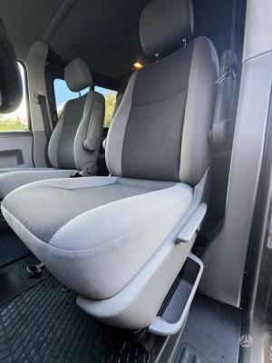 Pelēks Volkswagen Transporter 2015 Šauļi, ar dzinēja tilpumu 2.00 L un nobraukumu 174 tūkst. km par 7500 €, foto 19 vietnē AUTOMOTO.COM.LV