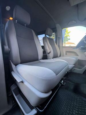 Pelēks Volkswagen Transporter 2015 Šauļi, ar dzinēja tilpumu 2.00 L un nobraukumu 174 tūkst. km par 7500 €, foto 22 vietnē AUTOMOTO.COM.LV