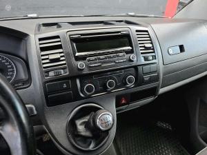 Pelēks Volkswagen Transporter 2015 Šauļi, ar dzinēja tilpumu 2.00 L un nobraukumu 174 tūkst. km par 7500 €, foto 29 vietnē AUTOMOTO.COM.LV