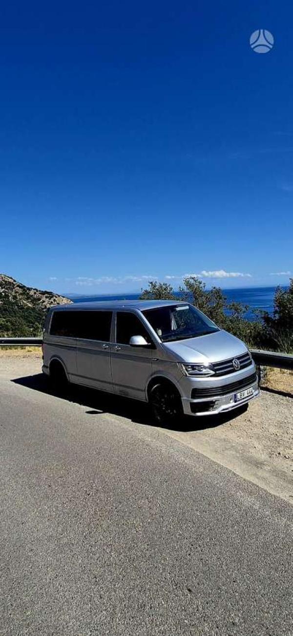 Grey Volkswagen Transporter 2017 in Kaunas, with an engine capacity of 1.97 L and mileage of 200 thousand km for 20500 €, photo 1 on AUTOMOTO.COM.LV