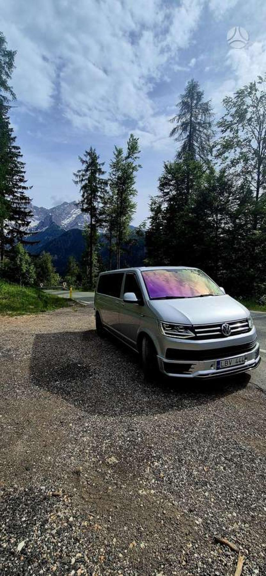 Grey Volkswagen Transporter 2017 in Kaunas, with an engine capacity of 1.97 L and mileage of 217 thousand km for 12400 €, photo 1 on AUTOMOTO.COM.LV
