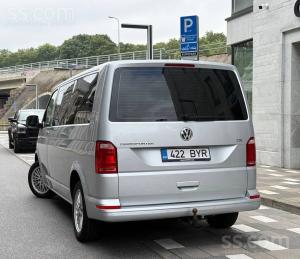 Grey Volkswagen Transporter 2017 in Tallinn, with an engine capacity of 2.00 L and mileage of 157 thousand km for 15999 €, photo 10 on AUTOMOTO.COM.LV