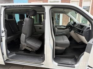 Grey Volkswagen Transporter 2017 in Tallinn, with an engine capacity of 2.00 L and mileage of 157 thousand km for 15999 €, photo 19 on AUTOMOTO.COM.LV