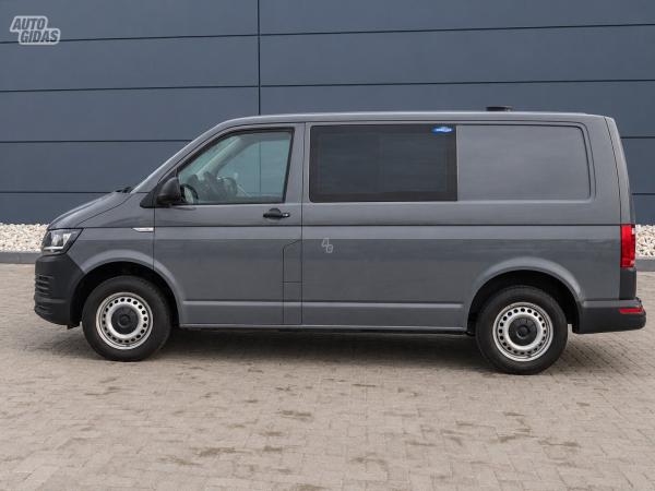 Pelēks Volkswagen Transporter 2018 Viļņa, ar dzinēja tilpumu 2.00 L un nobraukumu 188 tūkst. km par 15450 €, foto 4 vietnē AUTOMOTO.COM.LV