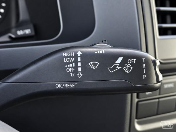 Pelēks Volkswagen Transporter 2018 Viļņa, ar dzinēja tilpumu 2.00 L un nobraukumu 188 tūkst. km par 15450 €, foto 10 vietnē AUTOMOTO.COM.LV