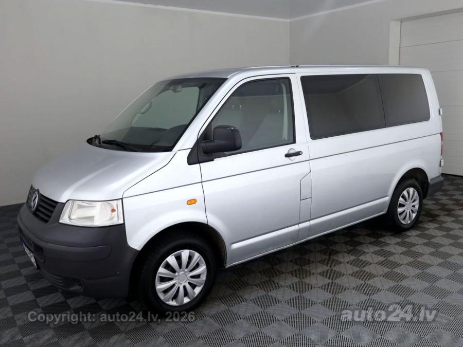 Pelēks Volkswagen Transporter 2004 Tallina, ar dzinēja tilpumu 2.50 L un nobraukumu 289 tūkst. km par 2999 €, foto 2 vietnē AUTOMOTO.COM.LV
