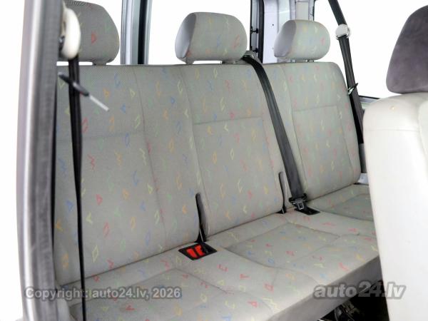 Серый Фольксваген Transporter 2006 в Таллин, объемом двигателя 1.90 л и пробегом 398 тыс. км за 3299 €, фото 8 на AUTOMOTO.COM.LV