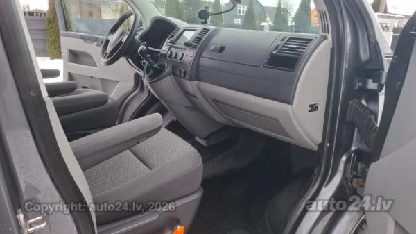 Grey Volkswagen Transporter 2012 in Tallinn, with an engine capacity of 2.00 L and mileage of 0 thousand km for 12850 €, photo 10 on AUTOMOTO.COM.LV