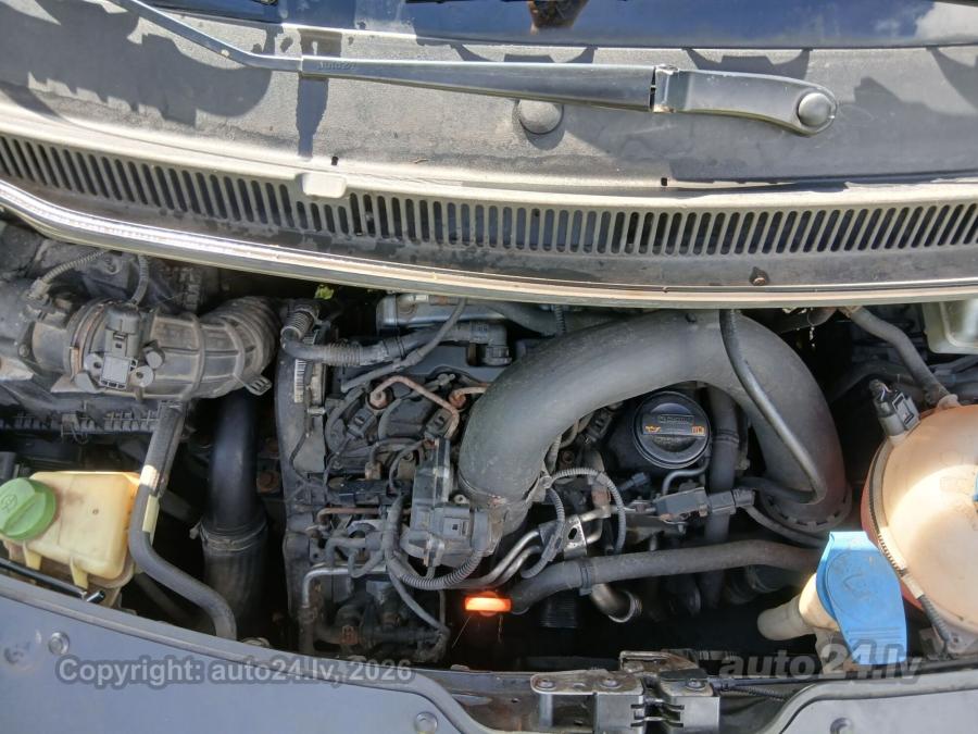Pelēks Volkswagen Transporter 2012 Tartu, ar dzinēja tilpumu 2.00 L un nobraukumu 139 tūkst. km par 13999 €, foto 27 vietnē AUTOMOTO.COM.LV