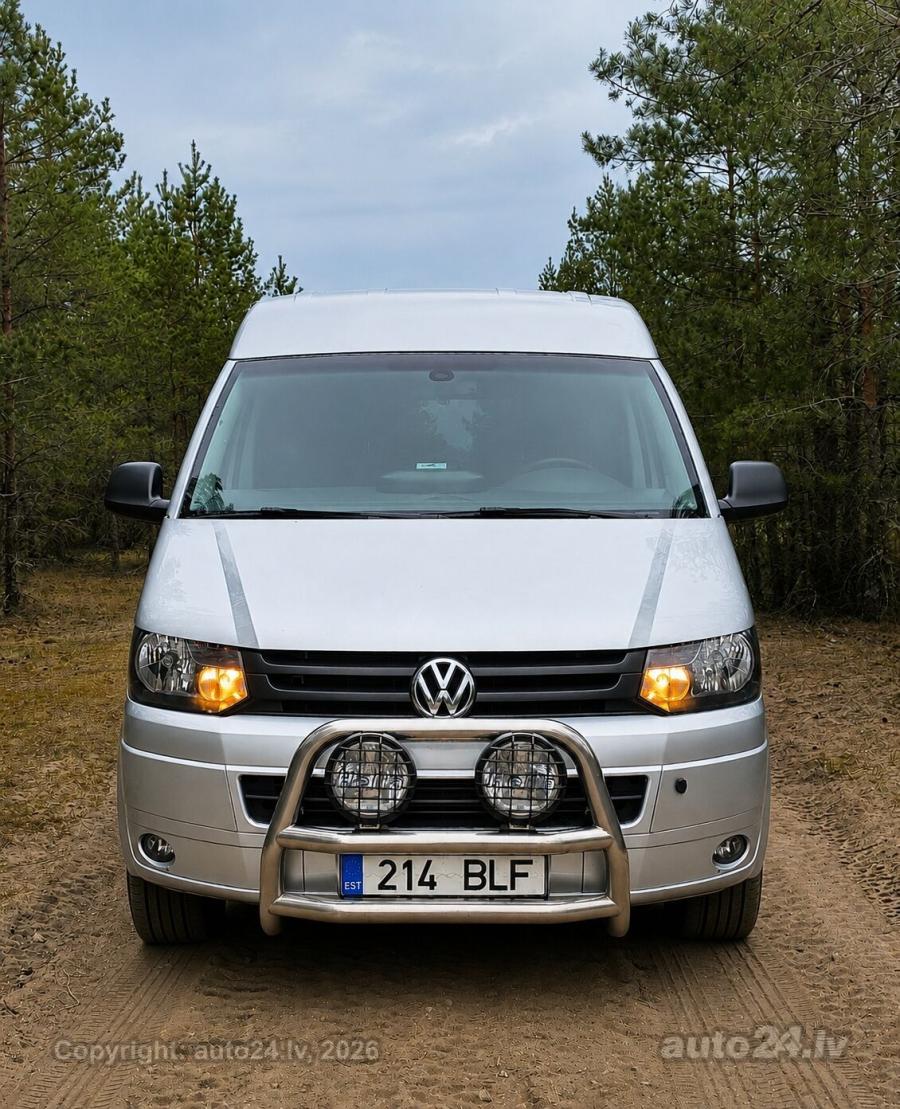 Grey Volkswagen Transporter 2014 in Tallinn, with an engine capacity of 2.00 L and mileage of 289 thousand km for 12500 €, photo 1 on AUTOMOTO.COM.LV