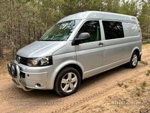 Grey Volkswagen Transporter 2014 in Tallinn, with an engine capacity of 2.00 L and mileage of 289 thousand km for 12500 €, photo 3 on AUTOMOTO.COM.LV