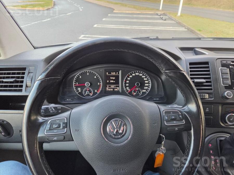 Pelēks Volkswagen Transporter 2014 Rīga, ar dzinēja tilpumu 2.00 L un nobraukumu 273 tūkst. km par 8050 €, foto 13 vietnē AUTOMOTO.COM.LV
