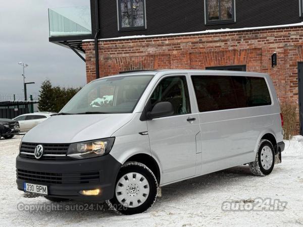 Grey Volkswagen Transporter 2015 in Tallinn, with an engine capacity of 2.00 L and mileage of 179 thousand km for 15100 €, photo 1 on AUTOMOTO.COM.LV