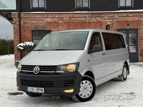 Grey Volkswagen Transporter 2015 in Tallinn, with an engine capacity of 2.00 L and mileage of 179 thousand km for 15100 €, photo 2 on AUTOMOTO.COM.LV