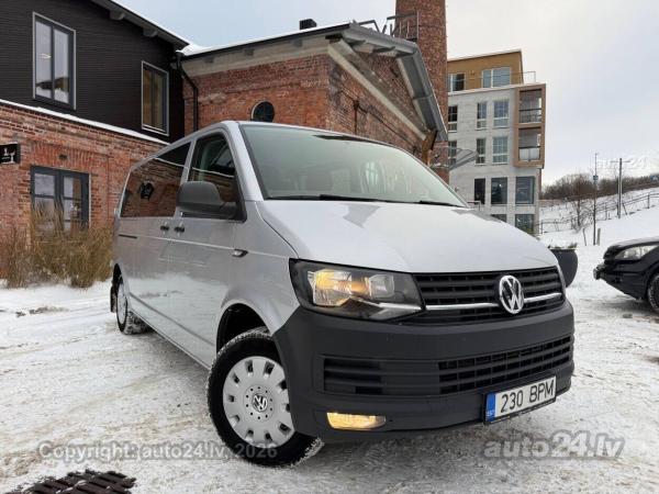 Grey Volkswagen Transporter 2015 in Tallinn, with an engine capacity of 2.00 L and mileage of 179 thousand km for 15100 €, photo 5 on AUTOMOTO.COM.LV