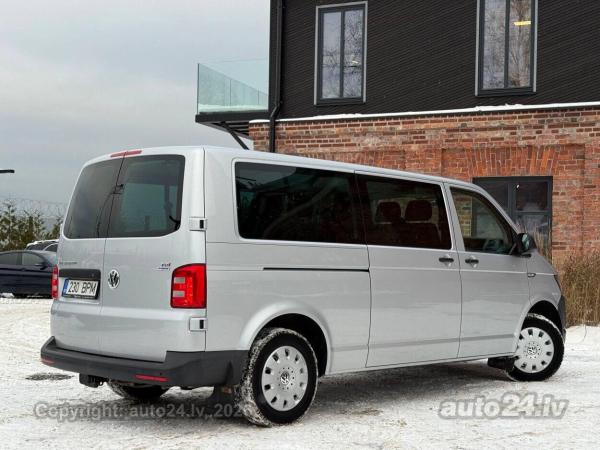 Pelēks Volkswagen Transporter 2015 Tallina, ar dzinēja tilpumu 2.00 L un nobraukumu 179 tūkst. km par 15100 €, foto 11 vietnē AUTOMOTO.COM.LV