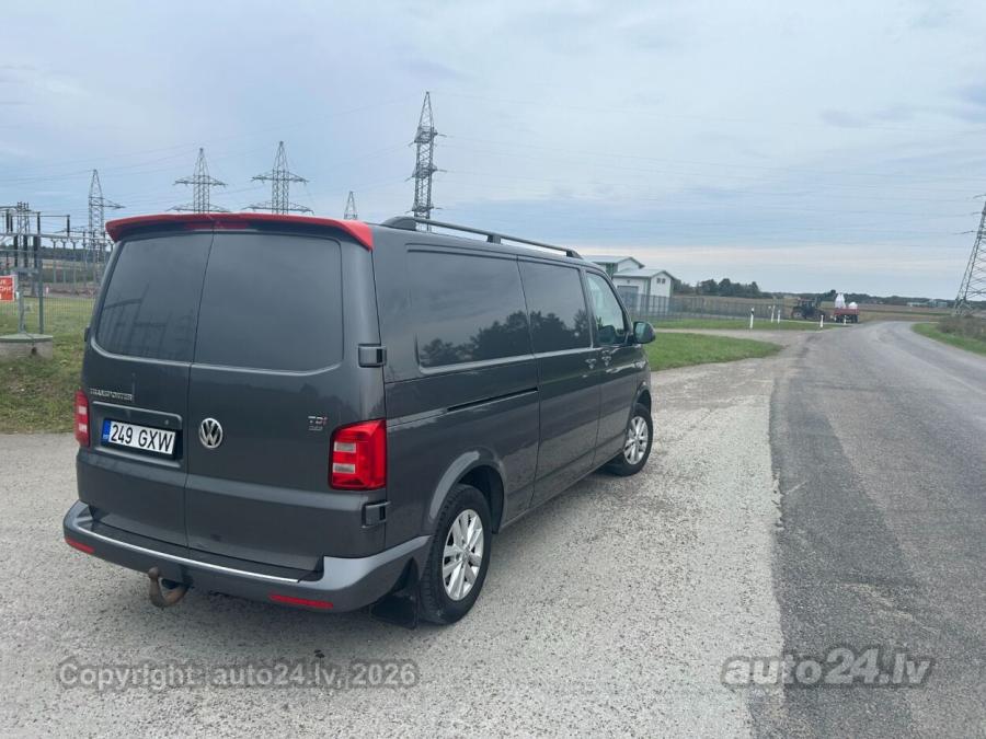 Grey Volkswagen Transporter 2016 in Tallinn, with an engine capacity of 2.00 L and mileage of 275 thousand km for 14800 €, photo 2 on AUTOMOTO.COM.LV