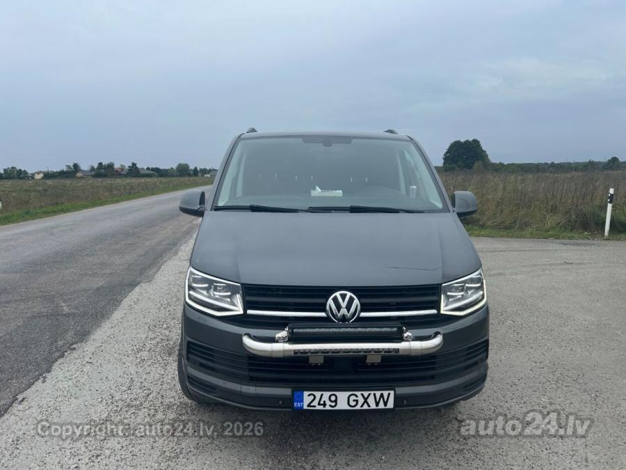 Grey Volkswagen Transporter 2016 in Tallinn, with an engine capacity of 2.00 L and mileage of 275 thousand km for 14800 €, photo 4 on AUTOMOTO.COM.LV
