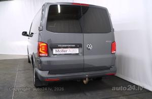 Grey Volkswagen Transporter 2020 in Tallinn, with an engine capacity of 2.00 L and mileage of 104 thousand km for 28900 €, photo 5 on AUTOMOTO.COM.LV