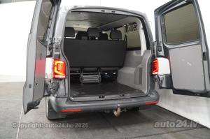 Grey Volkswagen Transporter 2020 in Tallinn, with an engine capacity of 2.00 L and mileage of 104 thousand km for 28900 €, photo 6 on AUTOMOTO.COM.LV