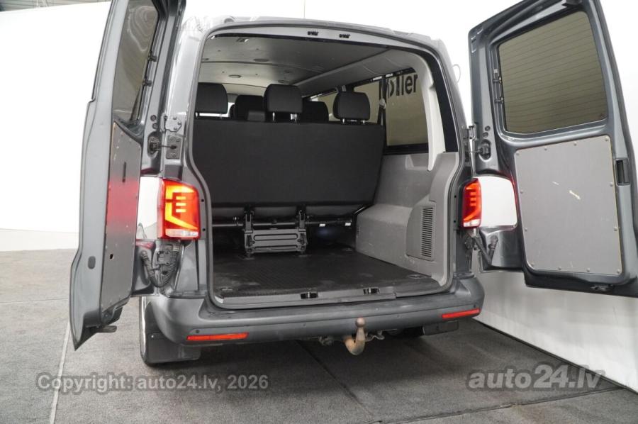 Grey Volkswagen Transporter 2020 in Tallinn, with an engine capacity of 2.00 L and mileage of 104 thousand km for 28900 €, photo 6 on AUTOMOTO.COM.LV