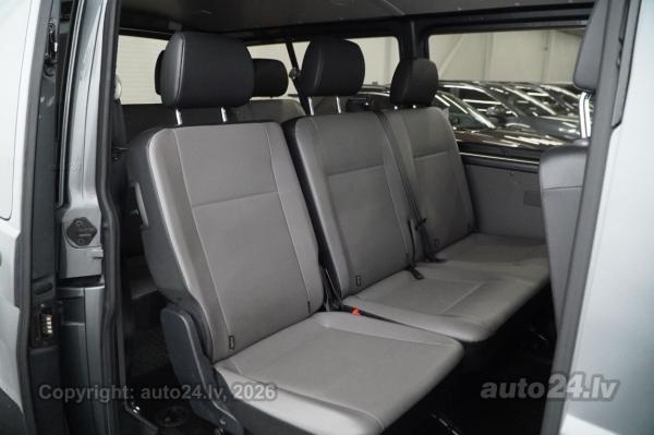 Grey Volkswagen Transporter 2020 in Tallinn, with an engine capacity of 2.00 L and mileage of 104 thousand km for 28900 €, photo 8 on AUTOMOTO.COM.LV