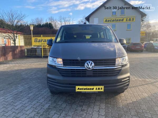 Pelēks Volkswagen Transporter 2021 Kauņa, ar dzinēja tilpumu 2.00 L un nobraukumu 30 tūkst. km par 31660 €, foto 2 vietnē AUTOMOTO.COM.LV