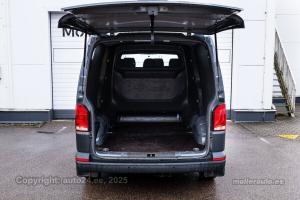 Grey Volkswagen Transporter 2023 in Riga, with an engine capacity of 2.00 L and mileage of 98 thousand km for 35816 €, photo 14 on AUTOMOTO.COM.LV