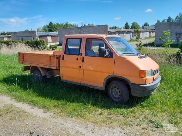 Volkswagen Transporter 1994 Šilutė, ar dzinēja tilpumu 2.40 L un nobraukumu 400 tūkst. km par 2300 €, foto 1 vietnē AUTOMOTO.COM.LV