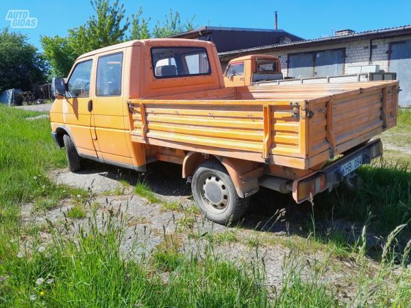 Volkswagen Transporter 1994 Šilutė, ar dzinēja tilpumu 2.40 L un nobraukumu 400 tūkst. km par 2300 €, foto 3 vietnē AUTOMOTO.COM.LV