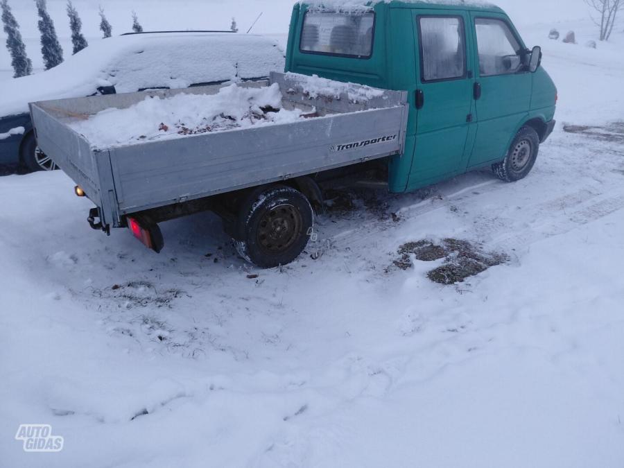 Volkswagen Transporter 1995 in Alytus, with an engine capacity of 2.50 L and mileage of 300 thousand km for 1000 €, photo 8 on AUTOMOTO.COM.LV