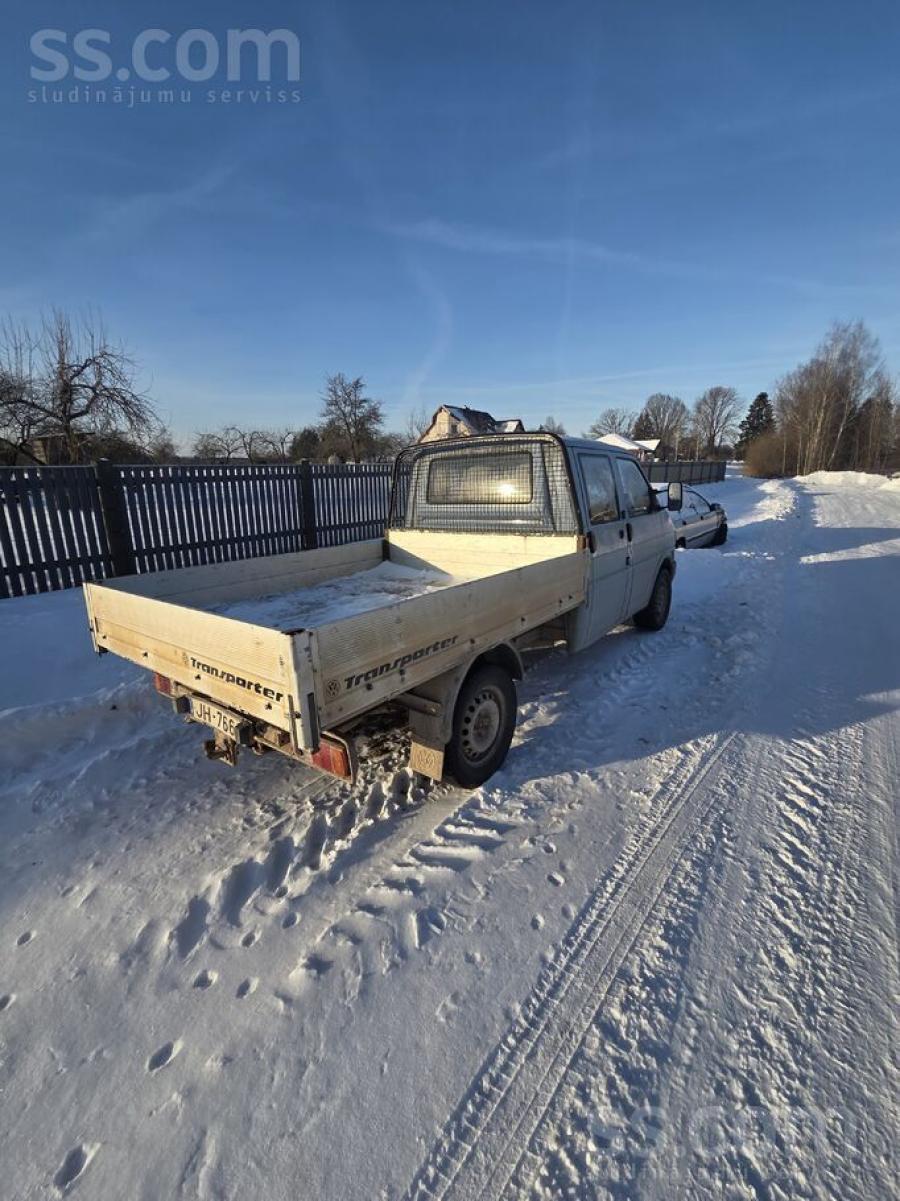 Volkswagen Transporter 1997 in Saldus, with an engine capacity of 1.90 L and mileage of 280 thousand km for 1800 €, photo 3 on AUTOMOTO.COM.LV