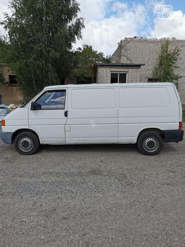 Volkswagen Transporter 1998 in Telschi, with an engine capacity of 2.50 L and mileage of 165 thousand km for 1999 €, photo 2 on AUTOMOTO.COM.LV